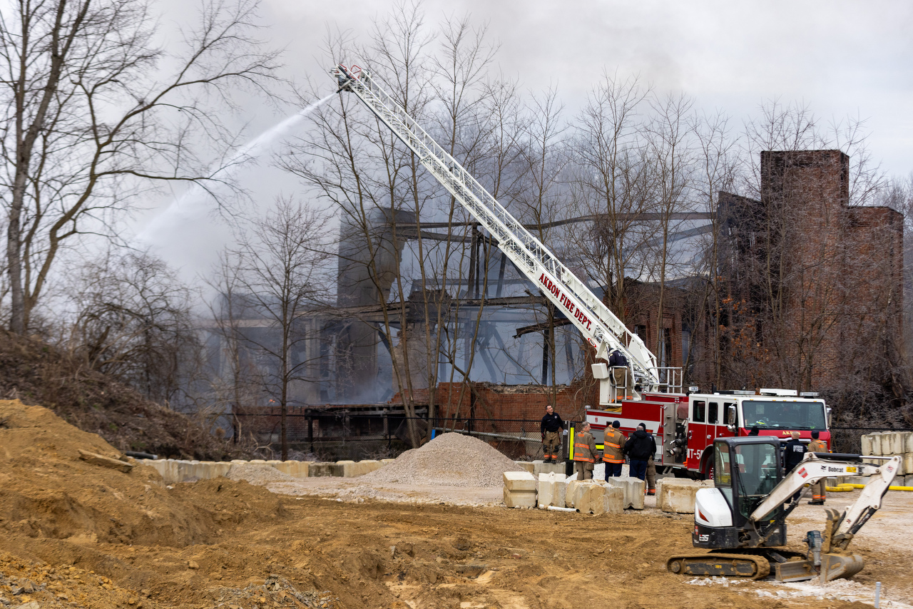 Photos: Fire at abandoned Ace Rubber Co. still burning