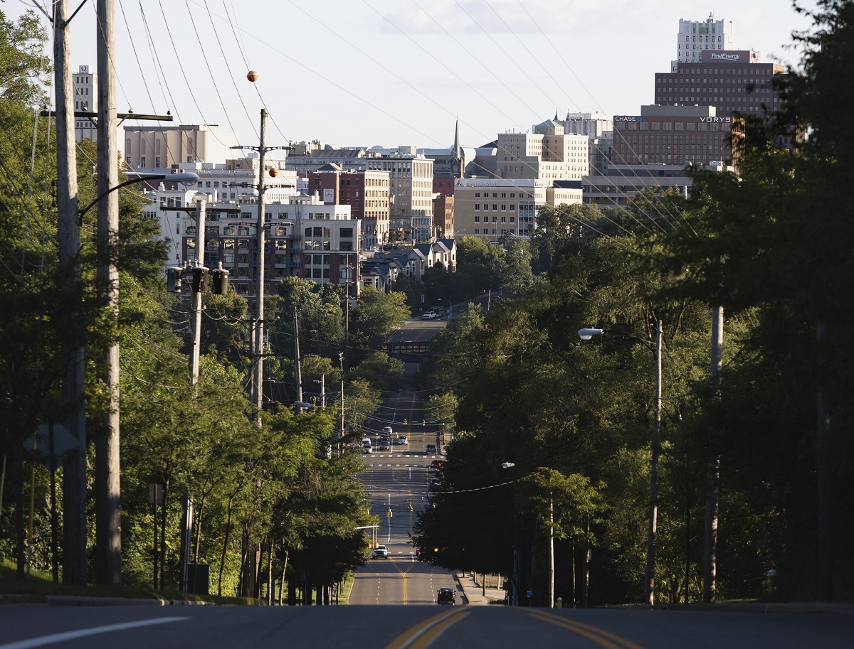 About Us - Signal Akron