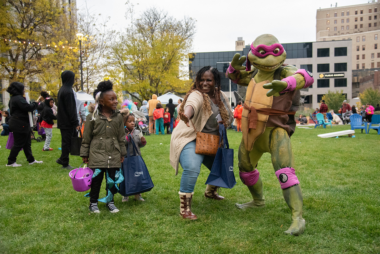 Enjoy more than 40 fall festivals in Akron and Northeast Ohio