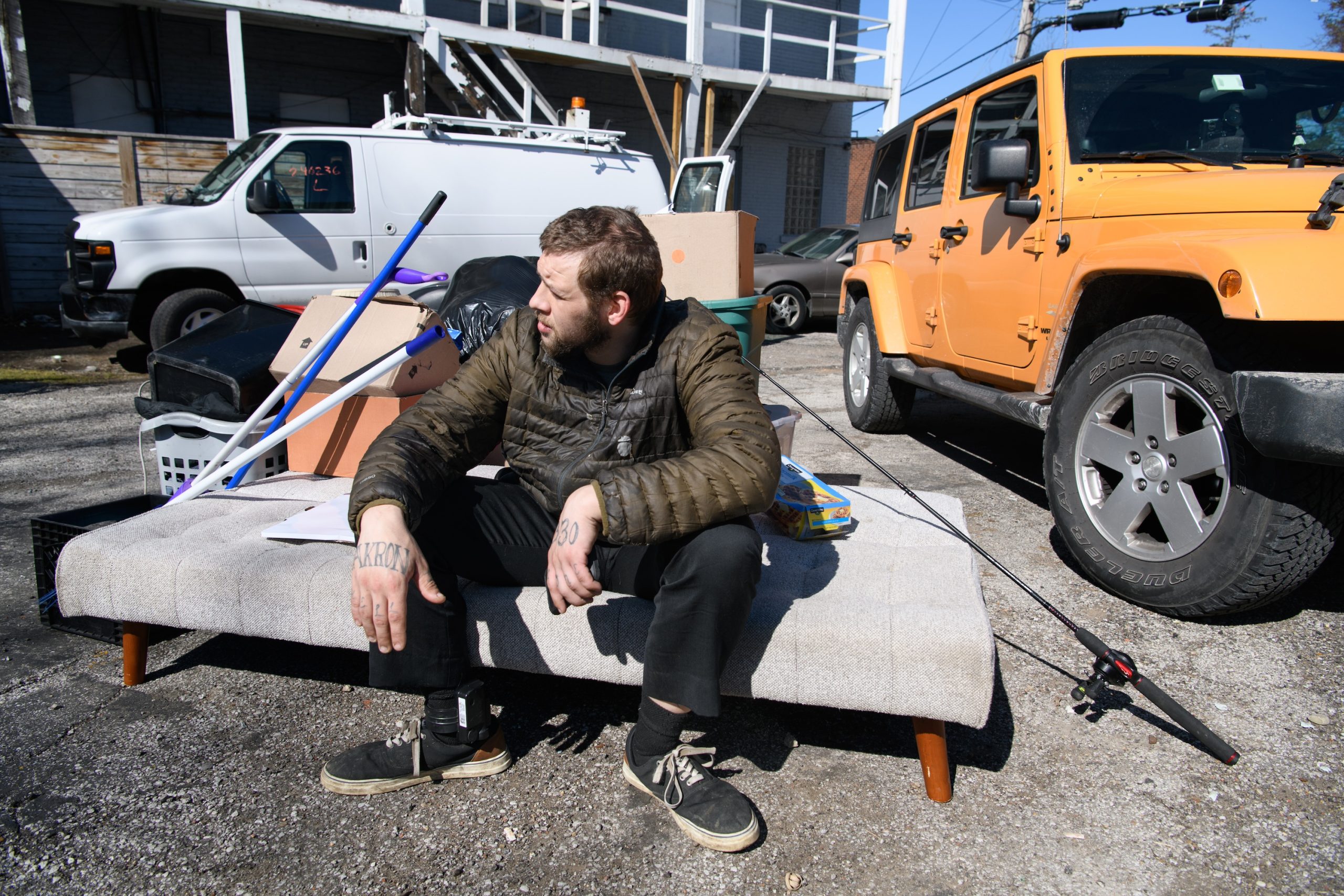 Evacuated tenants' rooms broken into in Akron apartment building